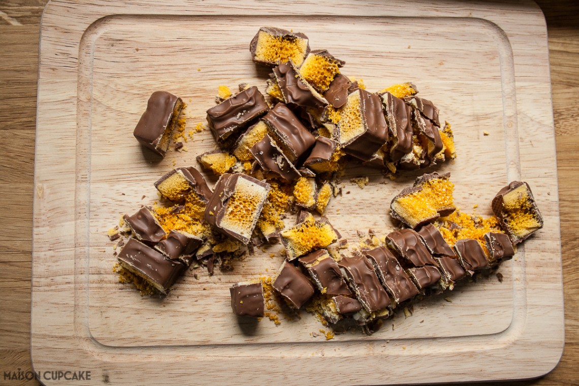 Crunchie Rocky Road Bars - Easy No Bake Recipe