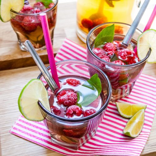 Iced Raspberry Green Tea - Easy Summer Fruit Cup Drink
